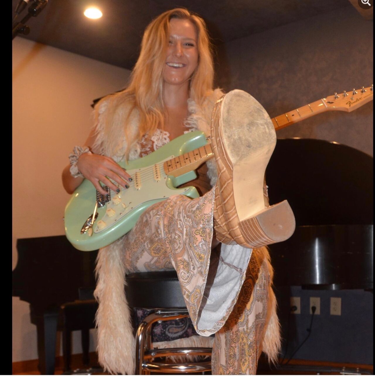 Sierra Miles - Indie Advance